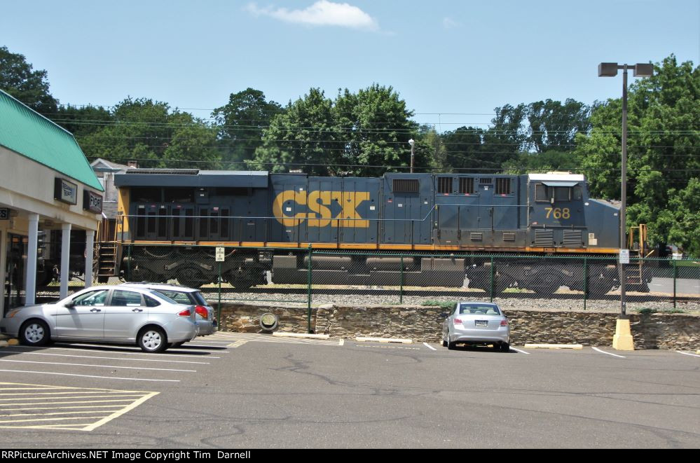 CSX 768 leads Q032